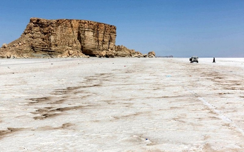 Urmia Lake Completely Dries Up: Environmental Crisis Threatens Millions ...