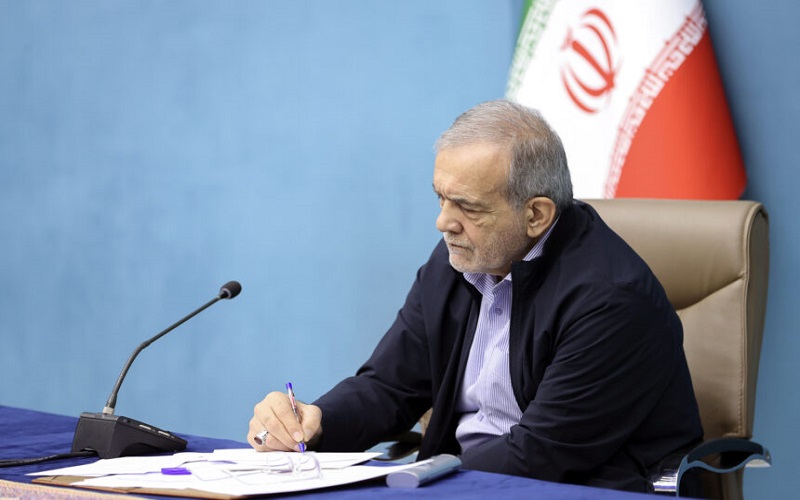 Iran's State-Run Shargh Warns of Dire Economic Choices: Submission or ...