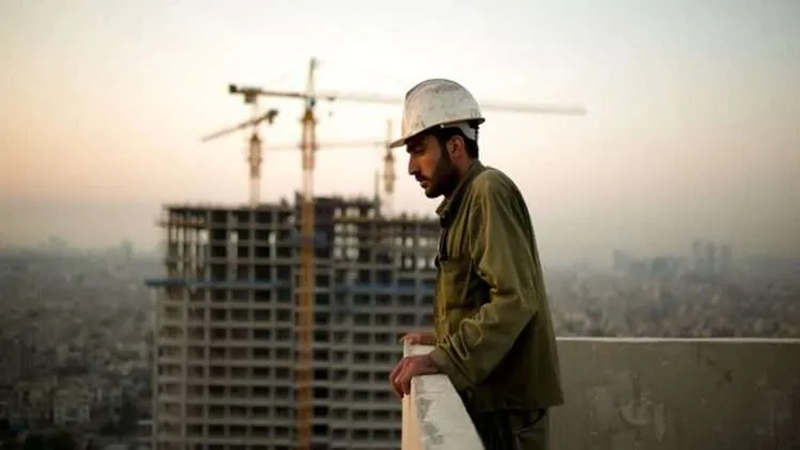 War and Policy Failures Push Iran’s Construction Workers Into Collapse ...